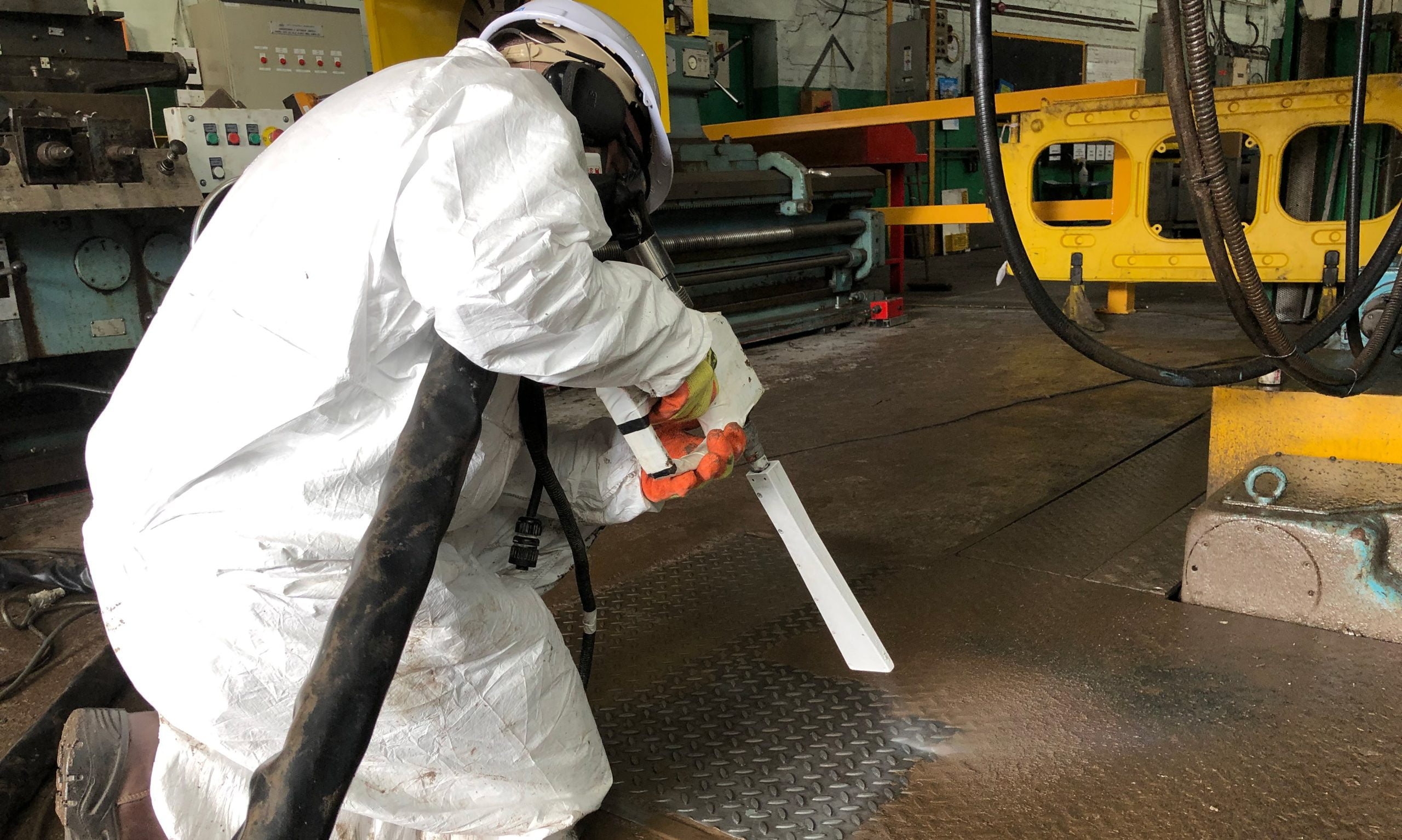 Dry Ice Blasting | How Does it Work
